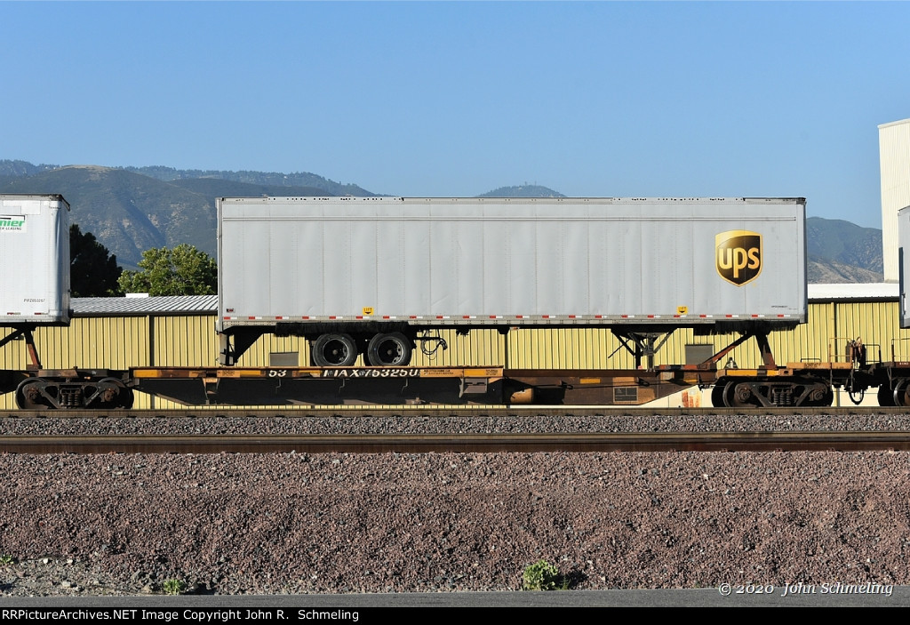 TTAX 753250-B with UPS 53' trailer at Verdemont CA. 5/27/2020